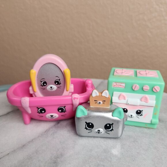 moose toys | Toys | Shopkins Happy Places Bathing Bunny Silver Toaster ...